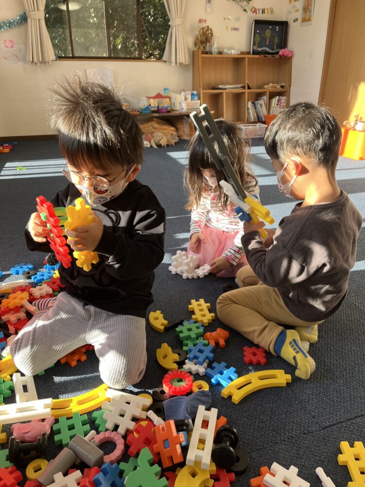 English Class with Pablo Sensei ｜ 森村学園 幼稚園